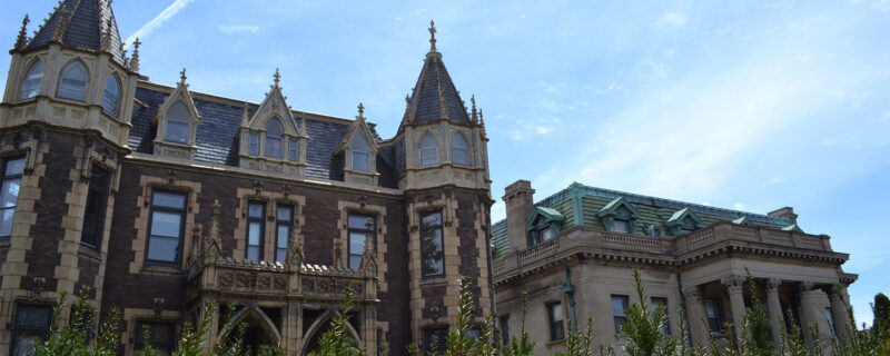 Walking Tours - Historic Milwaukee, Inc.